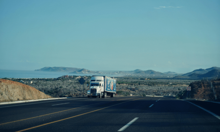 What is a “lumper” and who pays for them? – USA Trucker